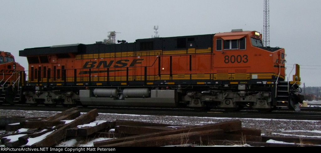 BNSF 8003